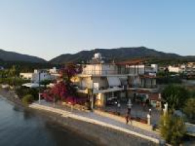To Kima - Παραθαλάσσια Δωμάτια Ροβιές