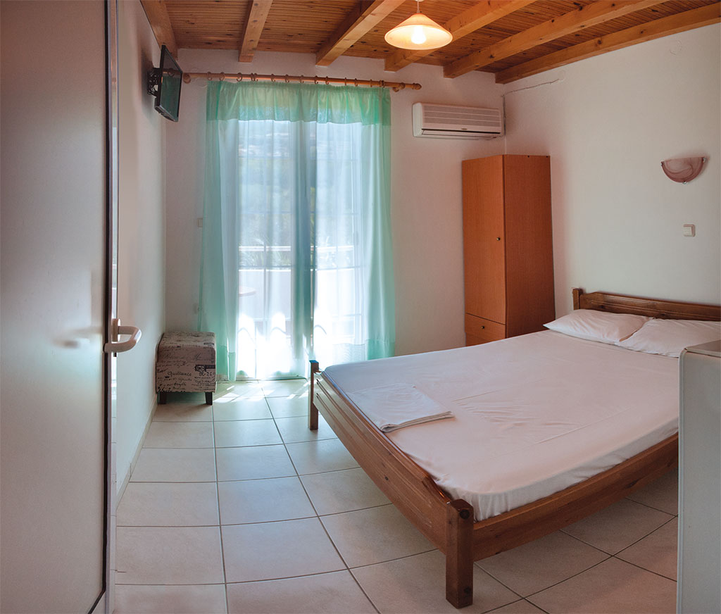 ΓΛΑΡΟΣ STUDIOS - ΕΝΟΙΚΙΑΖΟΜΕΝΑ ΔΩΜΑΤΙΑ ΔΑΙΜΟΝΙΑ