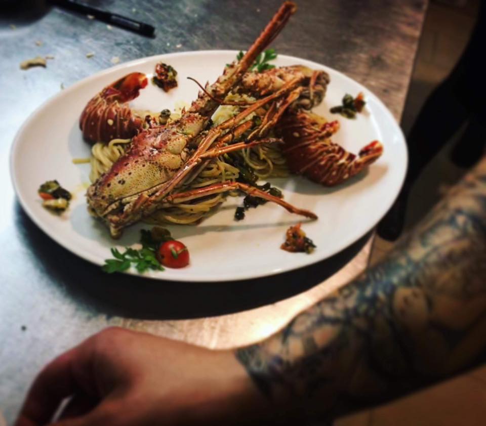 Tavern Thomas Place - Traditional Food Seafood Kalami