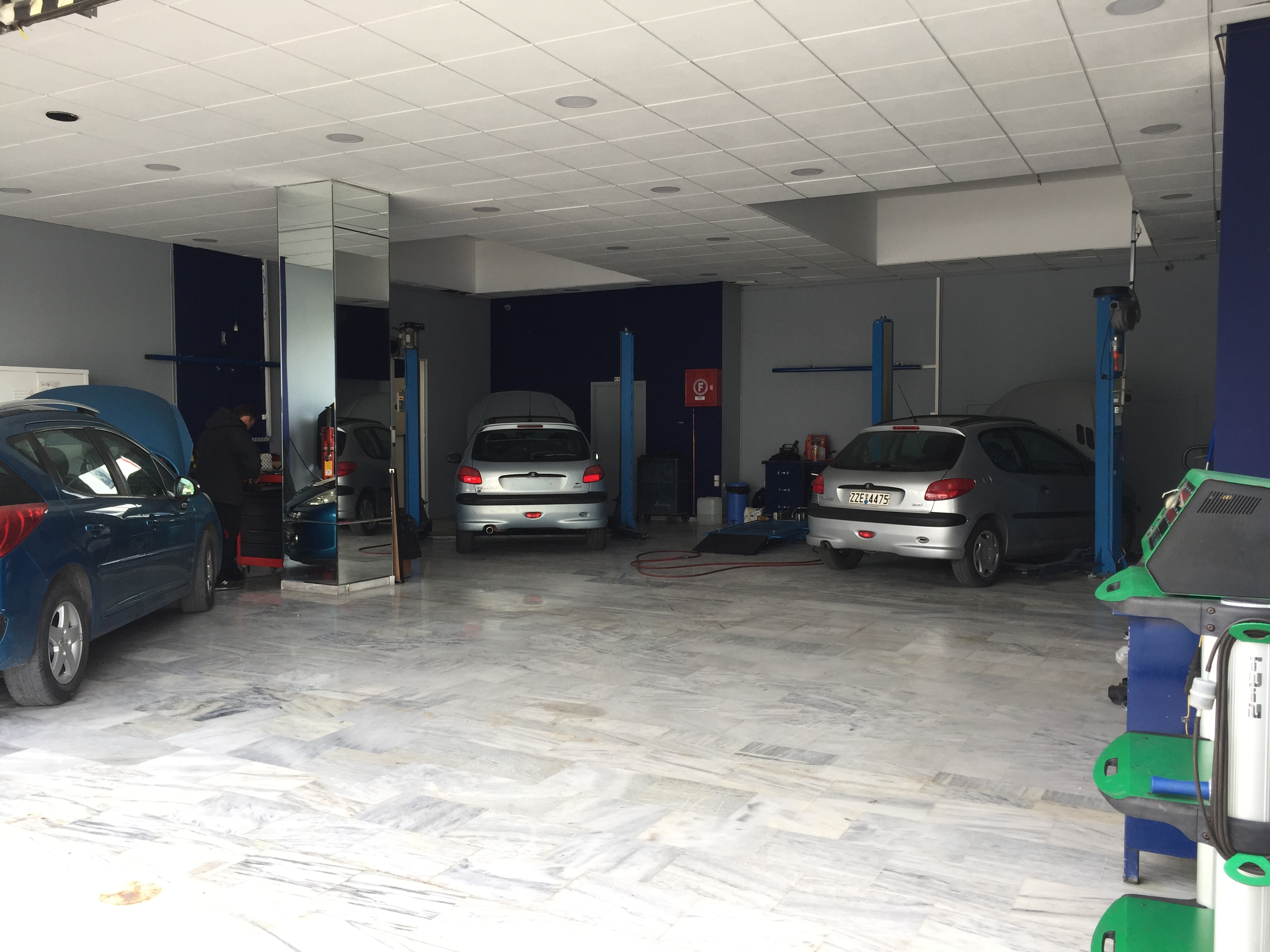 Peugeot Citroen Ροδίτη - Συνεργείο Φανοποιείο Λυκόβρυση