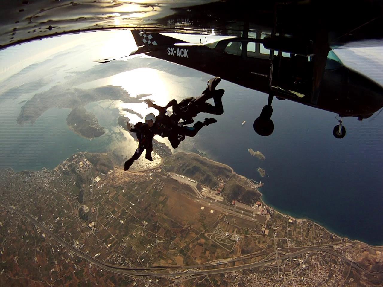 HELLENIC SKYDIVERS ΜΕΓΑΡΩΝ - ΣΧΟΛΕΣ ΑΛΕΞΙΠΤΩΤΟΥ ΜΕΓΑΡΑ ΑΤΤΙΚΗ