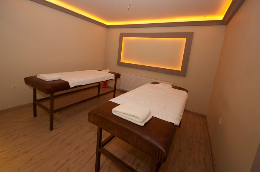Spa To Spa Massage - Μασάζ Αρωματοθεραπεία Λουτρά Πόζαρ
