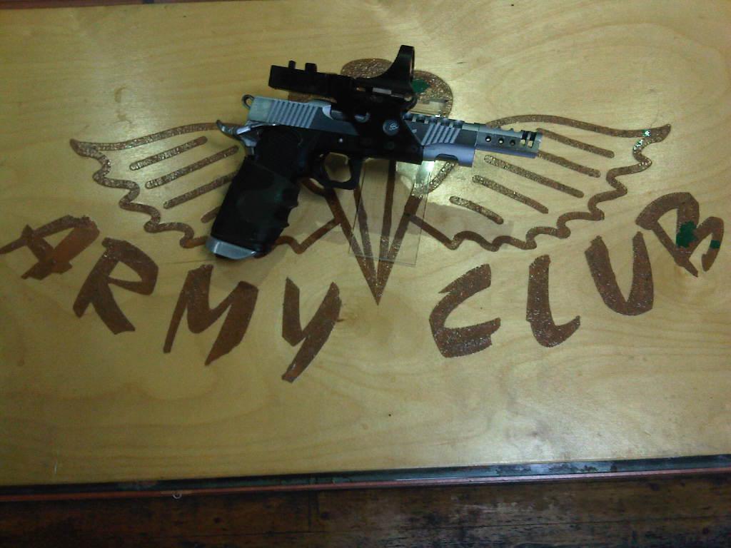 Army Club - Είδη Κυνηγιού Θεσσαλονίκη
