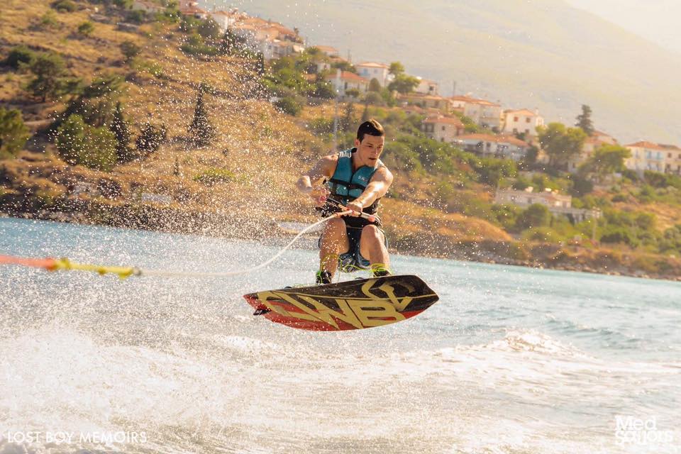 Askeli WaterSports Center - Θαλλάσια Σπορ Wakeboard Ασκέλι Πόρος