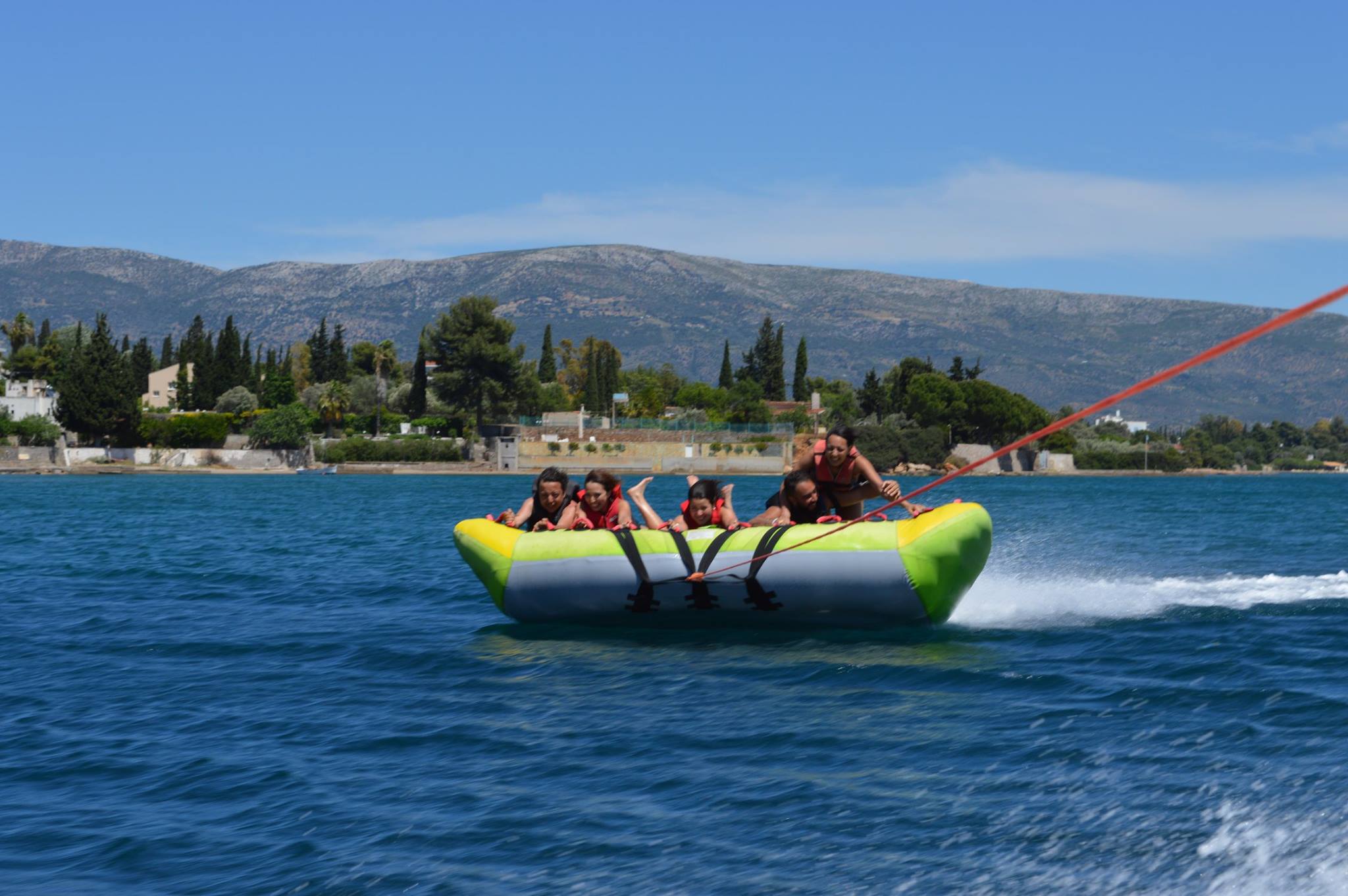 Antoniou Watersports - Θαλάσσια Σπορ Περιήγηση Με Σκάφος Ερέτρια