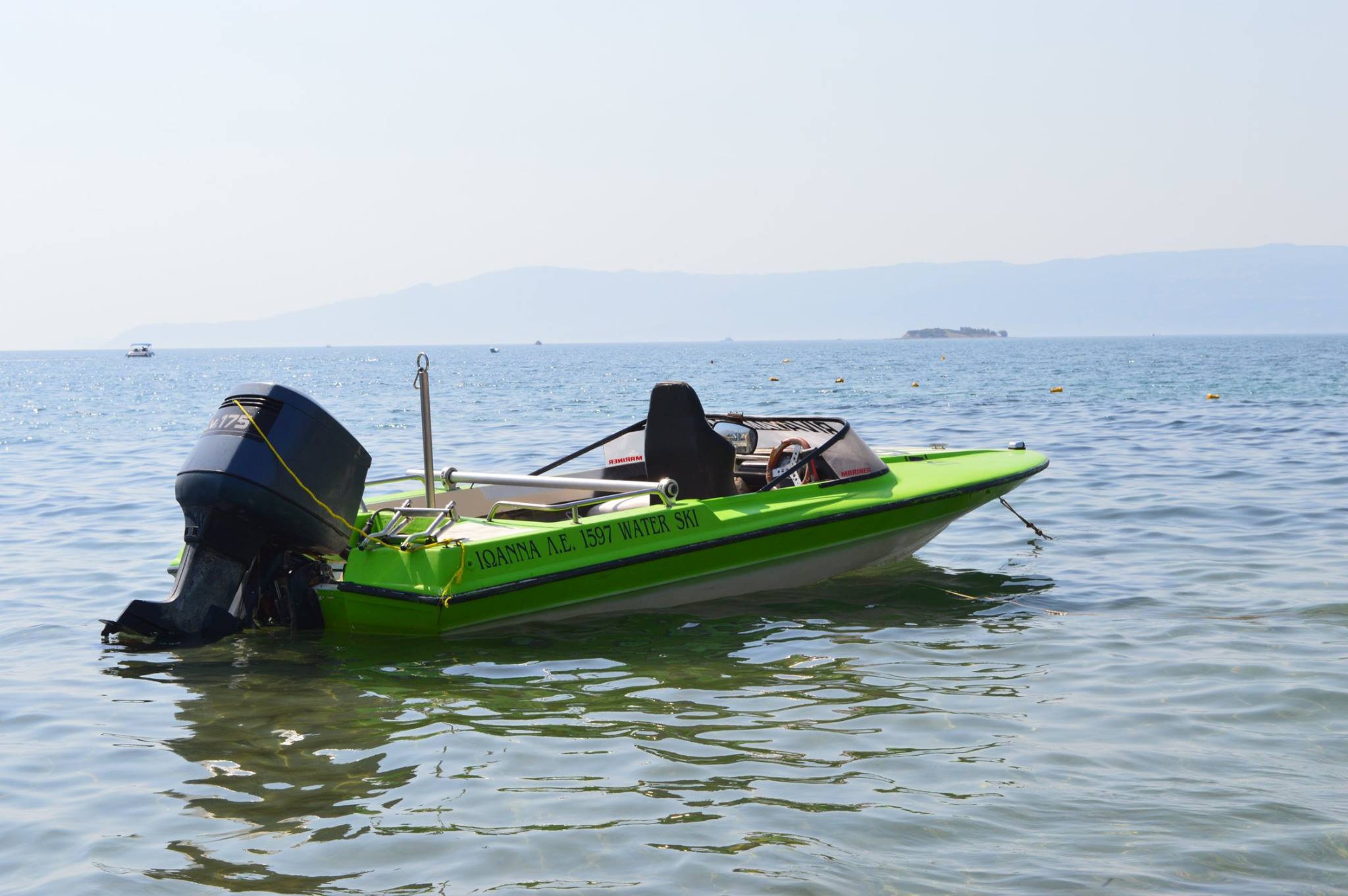 Antoniou Watersports - Θαλάσσια Σπορ Περιήγηση Με Σκάφος Ερέτρια