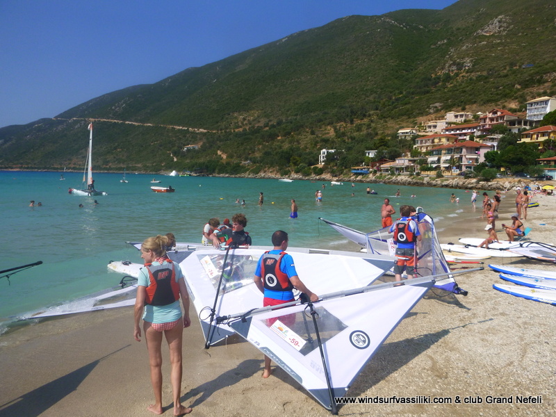 Wind Surf Vassiliki - Μαθήματα Wind Surfing Βασιλική Λευκάδα