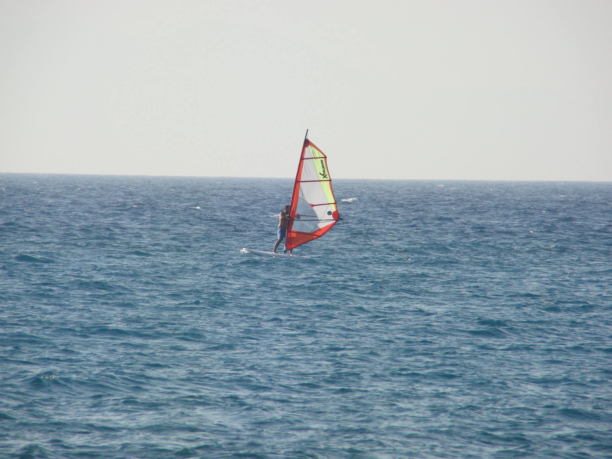Surfing Bird - Θαλάσσια Σπορ Kite Surf Wind Surf Θεολόγος Ρόδος