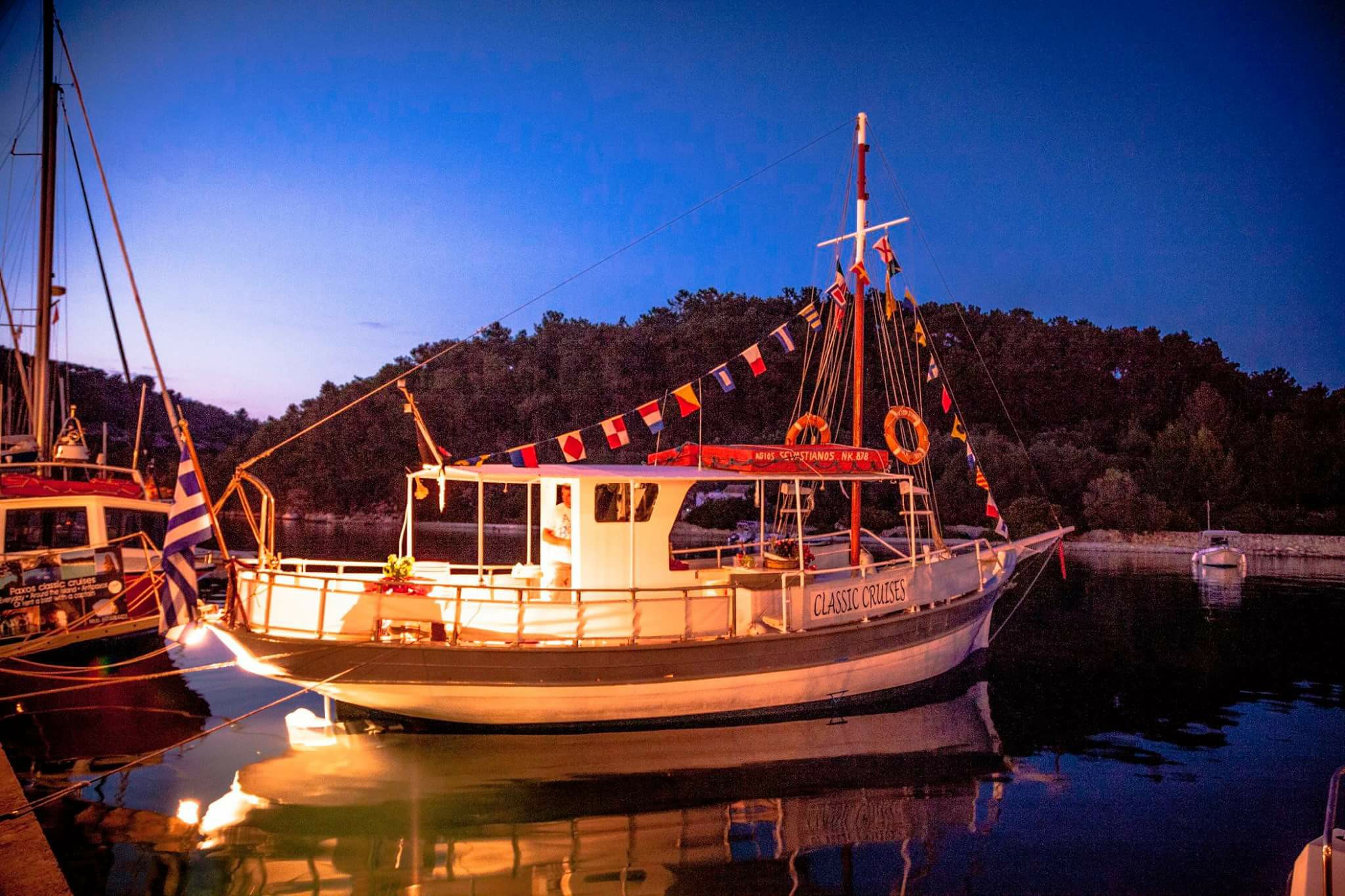 Paxos Classic Cruises - Ιδιωτικές Ημερήσιες Κρουαζιέρες Παξοί