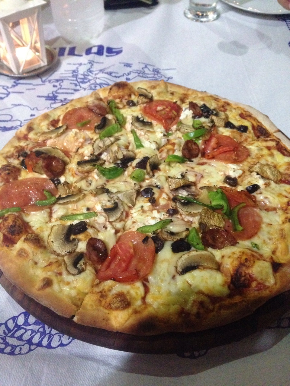 Η Στάση - Ιταλικά Εστιατόρια Τρυπητή Μήλος