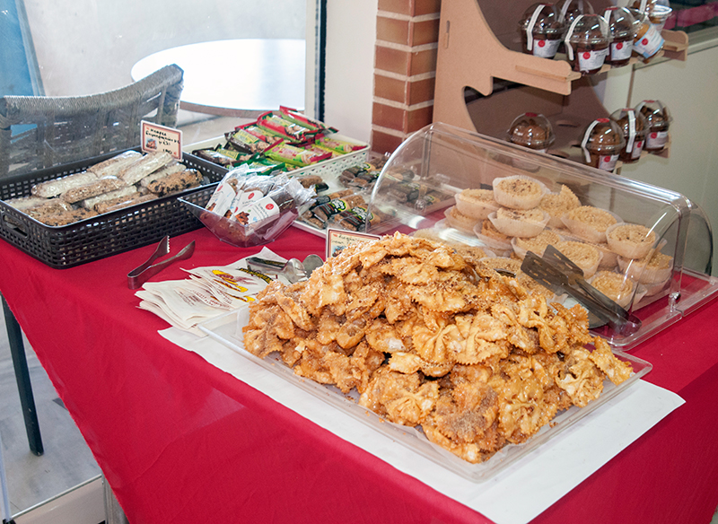 Traditional Plakia's Bakery - Αρτοποιεία Ρέθυμνο