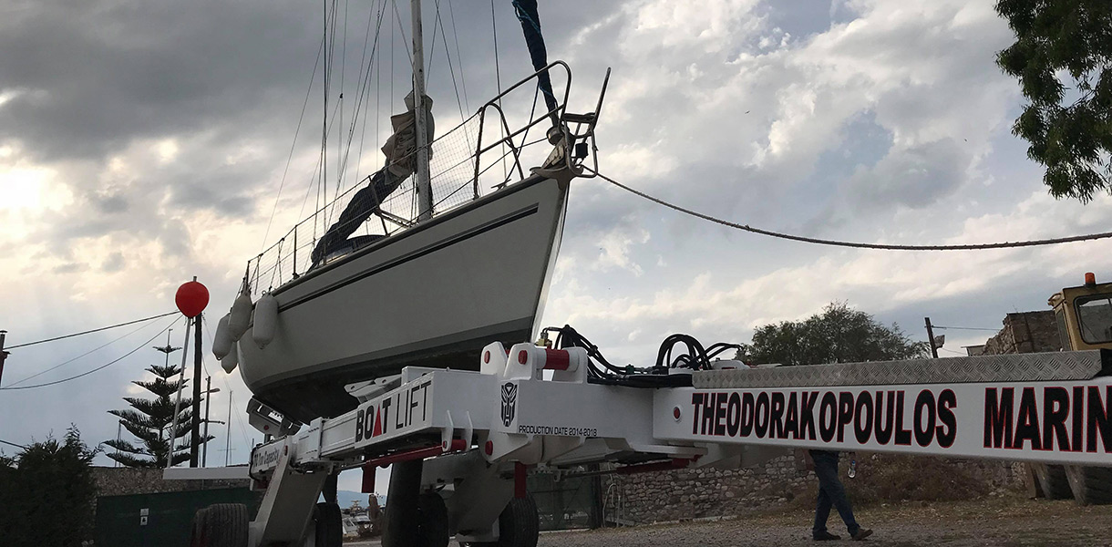 Theodorakopoulos Marine - Parking Σκαφών Αίγιο