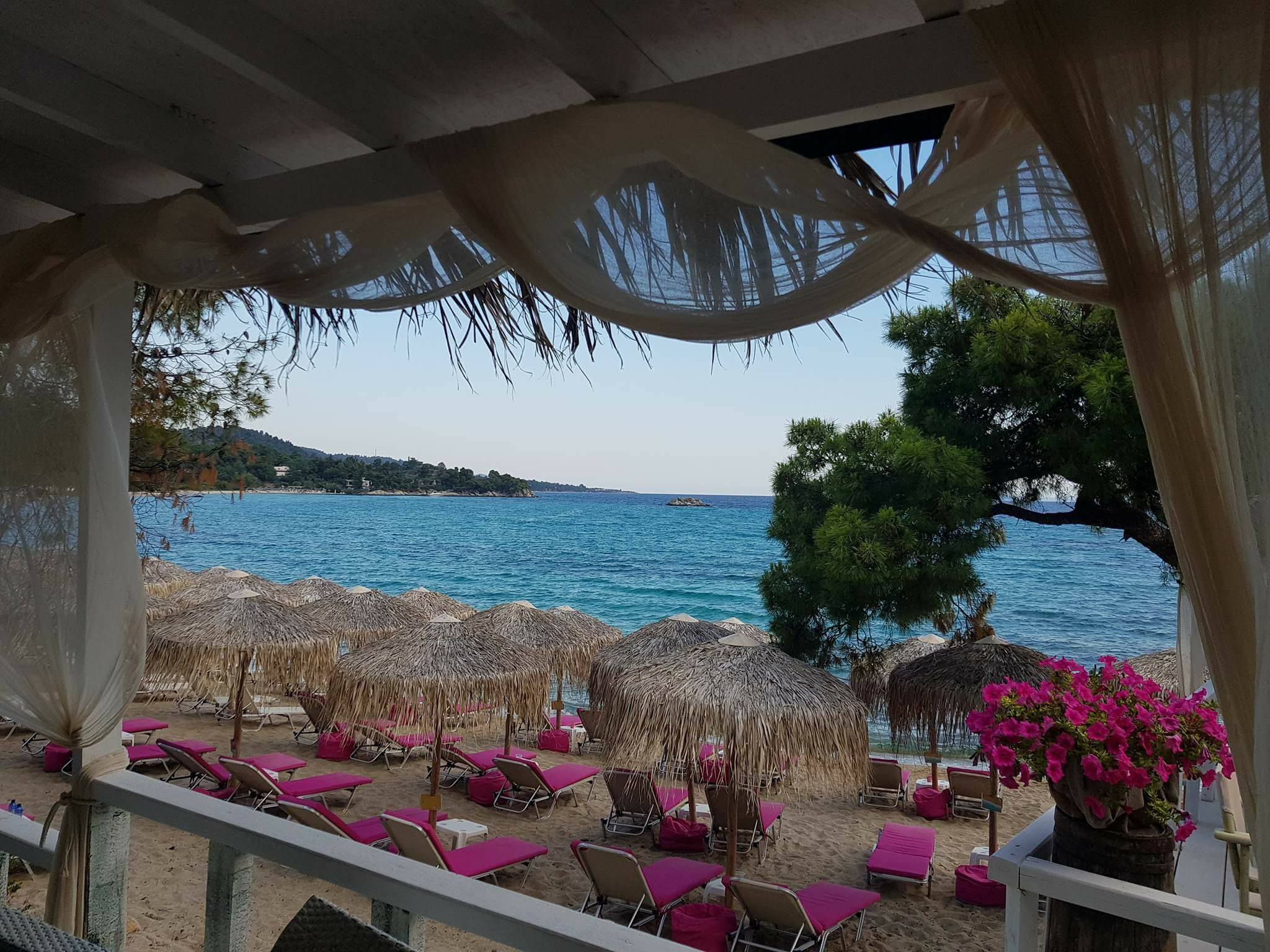 Isla Beach Bar - Ακτή Καλογριάς Χαλκιδική