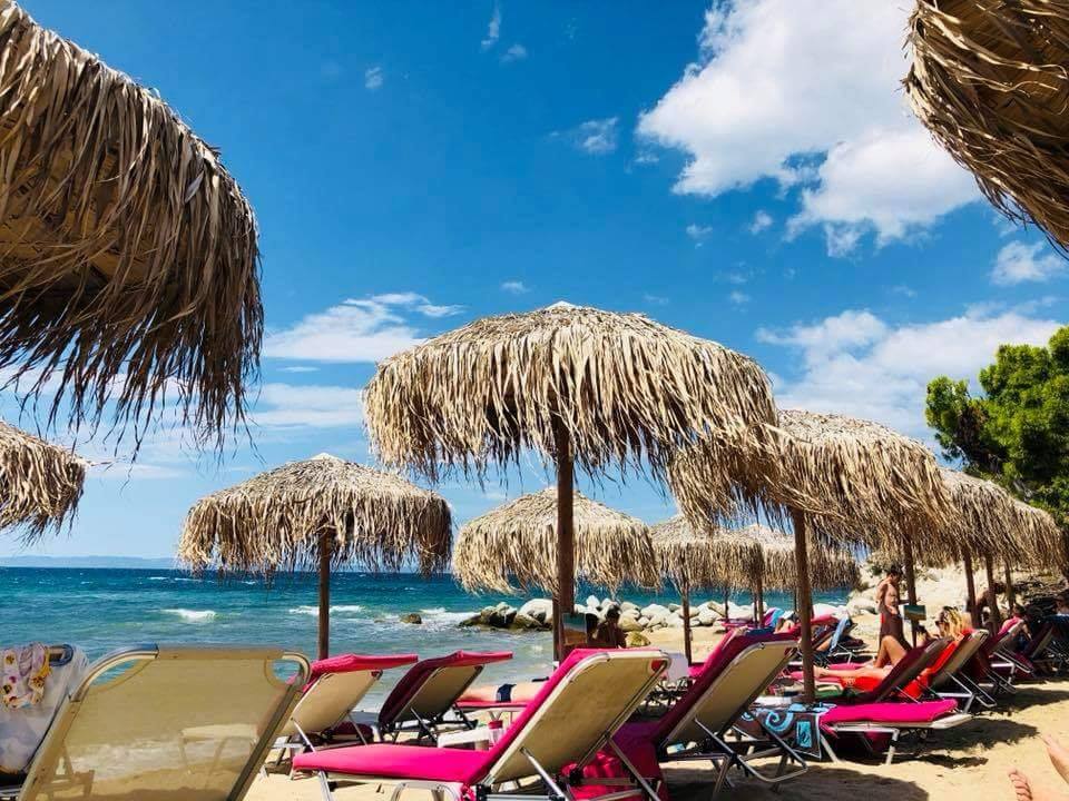 Isla Beach Bar - Ακτή Καλογριάς Χαλκιδική