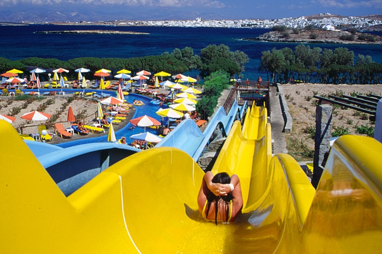 Aqua Paros Water Park - Θαλάσσιο Πάρκο Νεροτσουλήθρες Πάρος