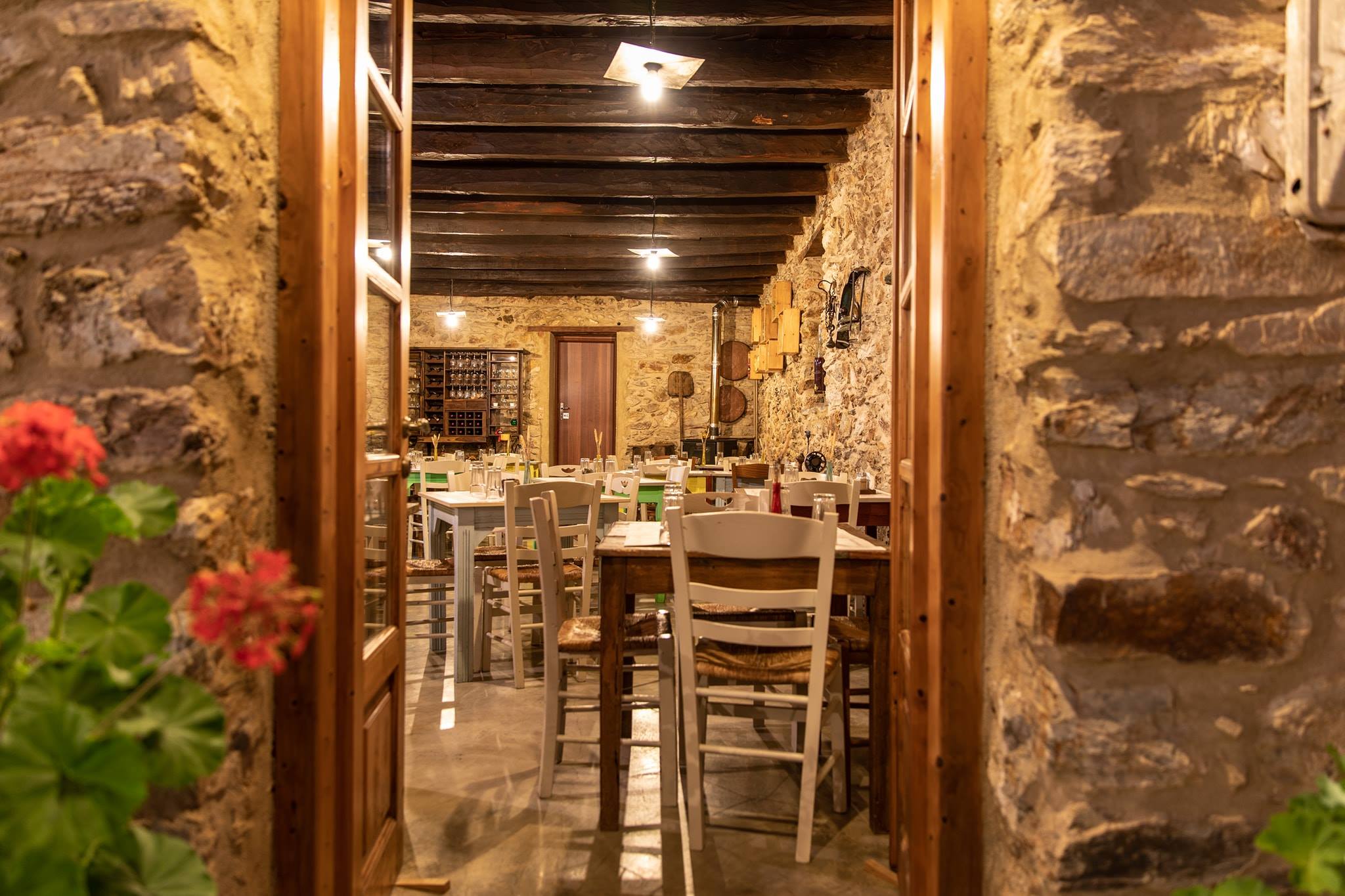 Skreka Restaurant - Εστιατόριο Φαγητό Με Θέα Πικουλιάνικα