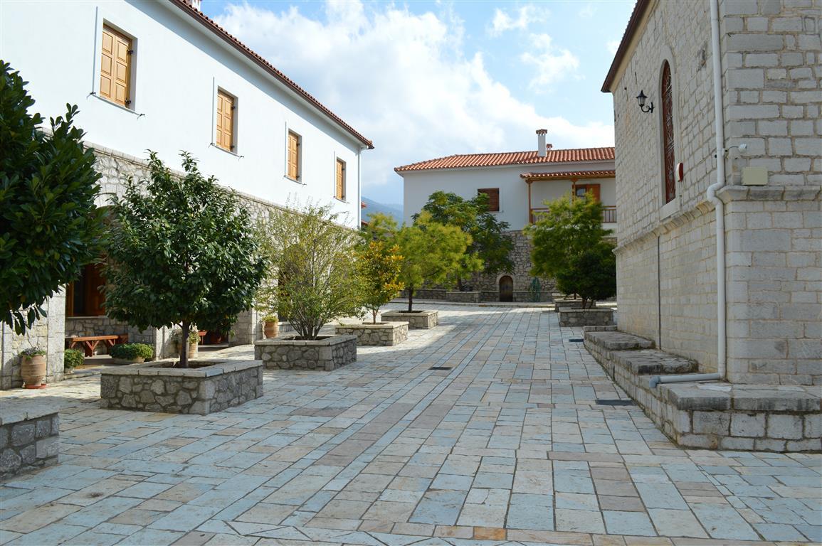 Ιερά Μονή Προφήτη Ηλία Παρνασσίδος - Μοναστήρι Δελφοί Φωκίδα