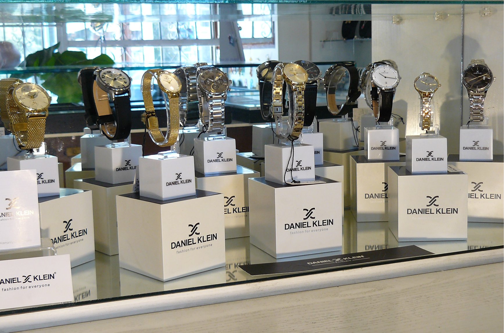 Arvanitogiannis Jewelry Diamond Gallery - Εμπόριο Κοσμημάτων Ραφήνα