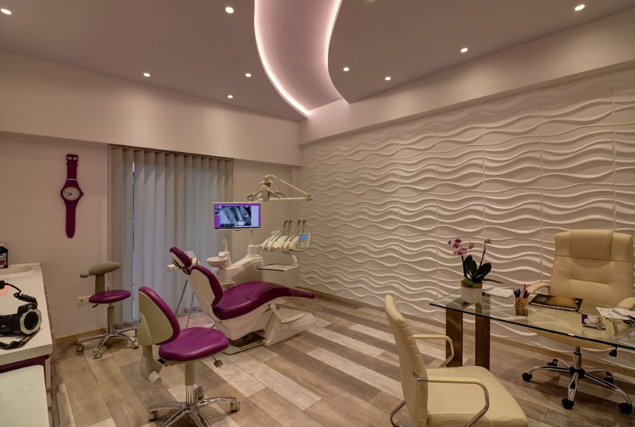 Αρώνη Δήμητρα - Οδοντίατρος Ορθοδοντικός Νέο Ψυχικό