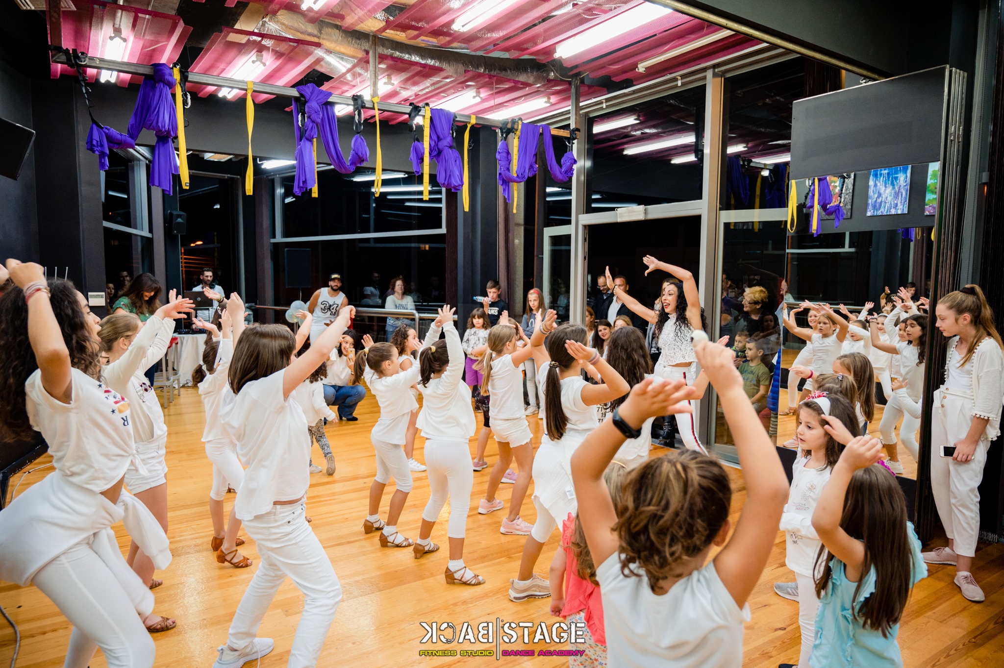 Backstage Dance Academy And Fitness Studio - Σχολή Χορού Ηλιούπολη