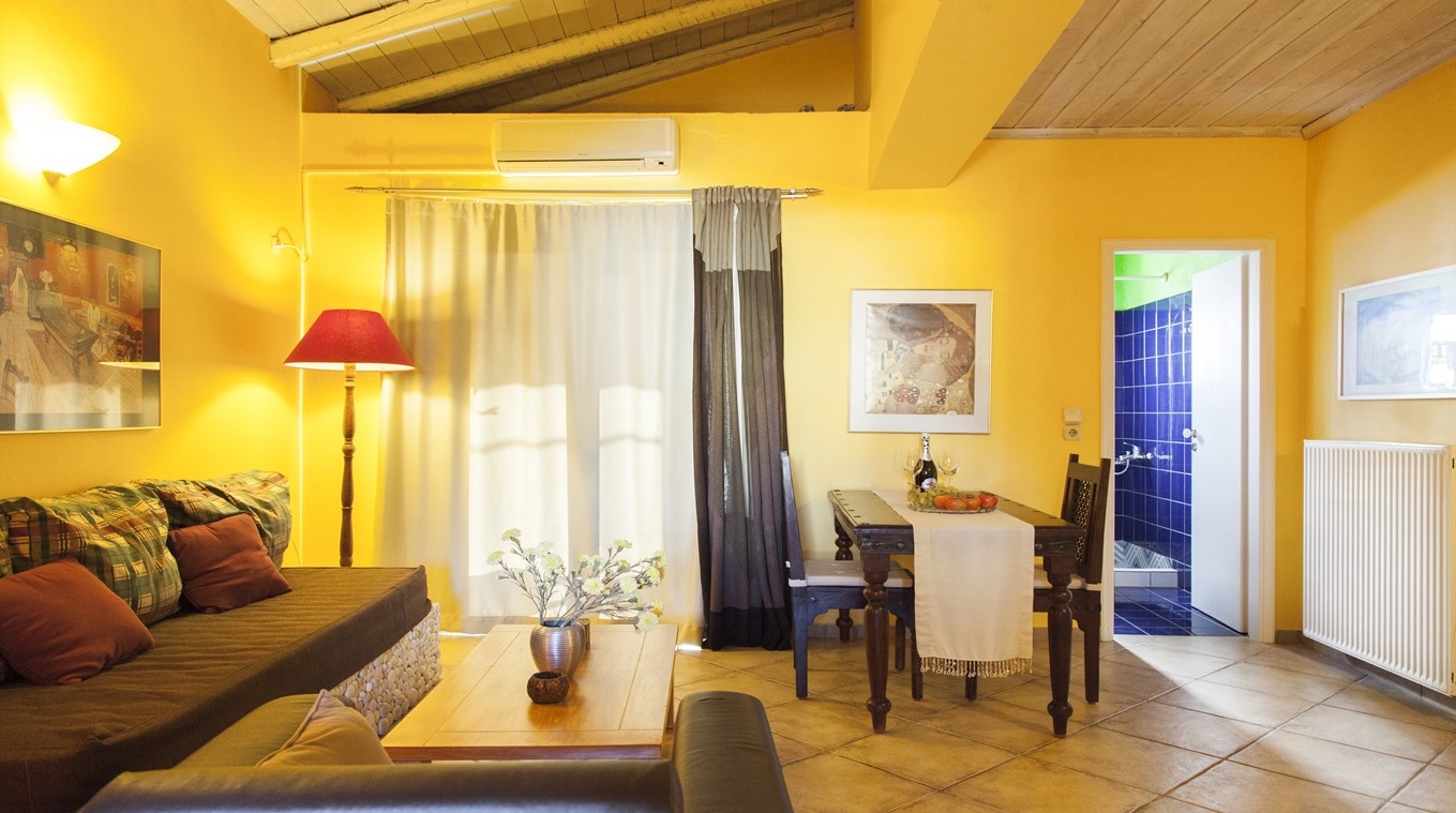 Villa Kirki Apartments - Longterm Accommodation Agia Efimia