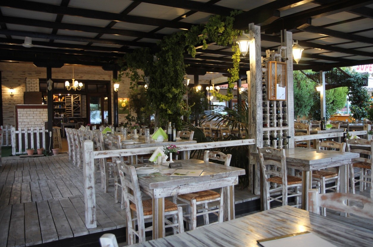 Seafood Restaurant Acropoli - Greek Cuisine Ouranoupoli