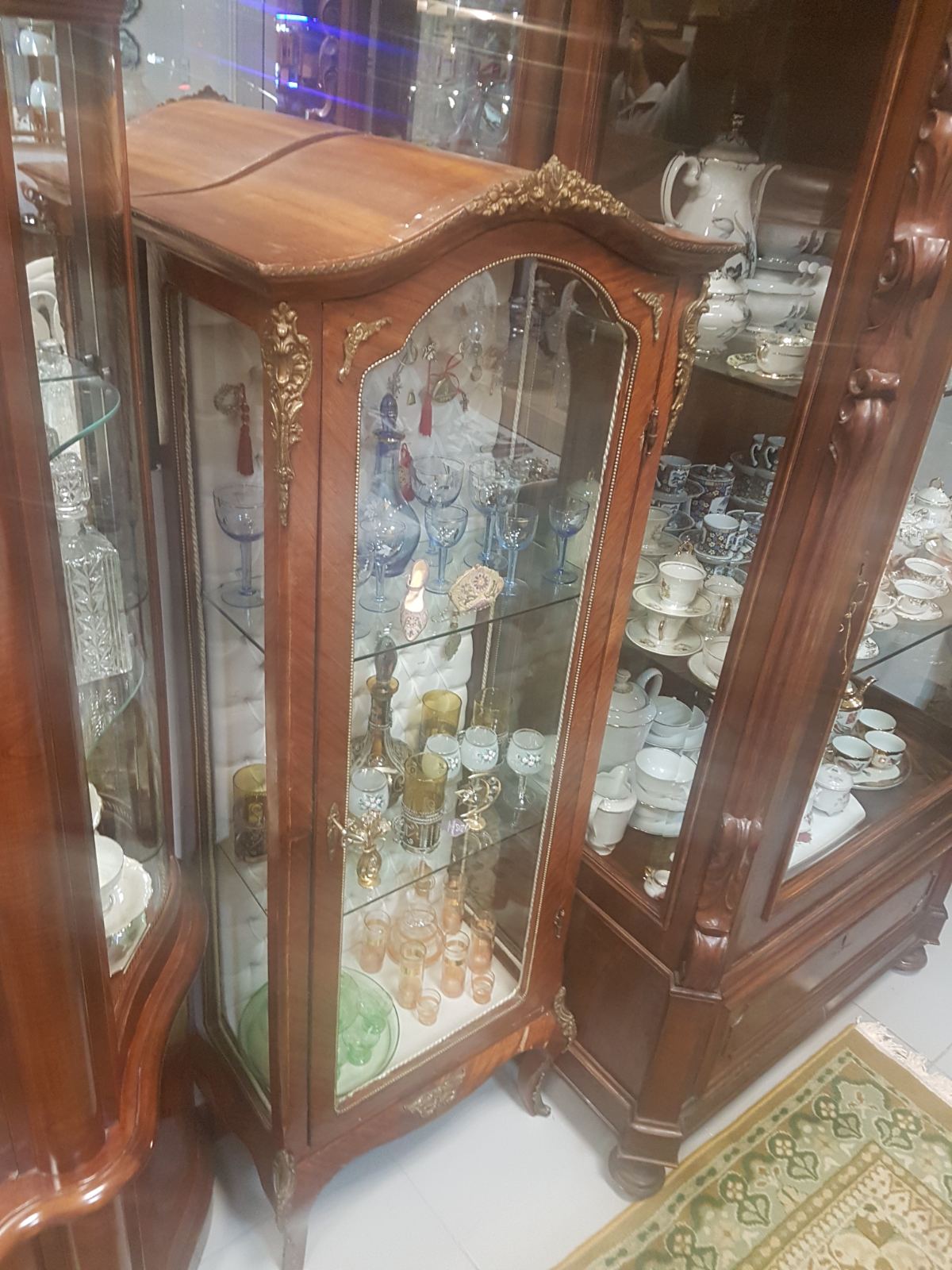 Παλαιοπωλείο Σεραφείμ Μάρκου - Αντίκες Μαρούσι
