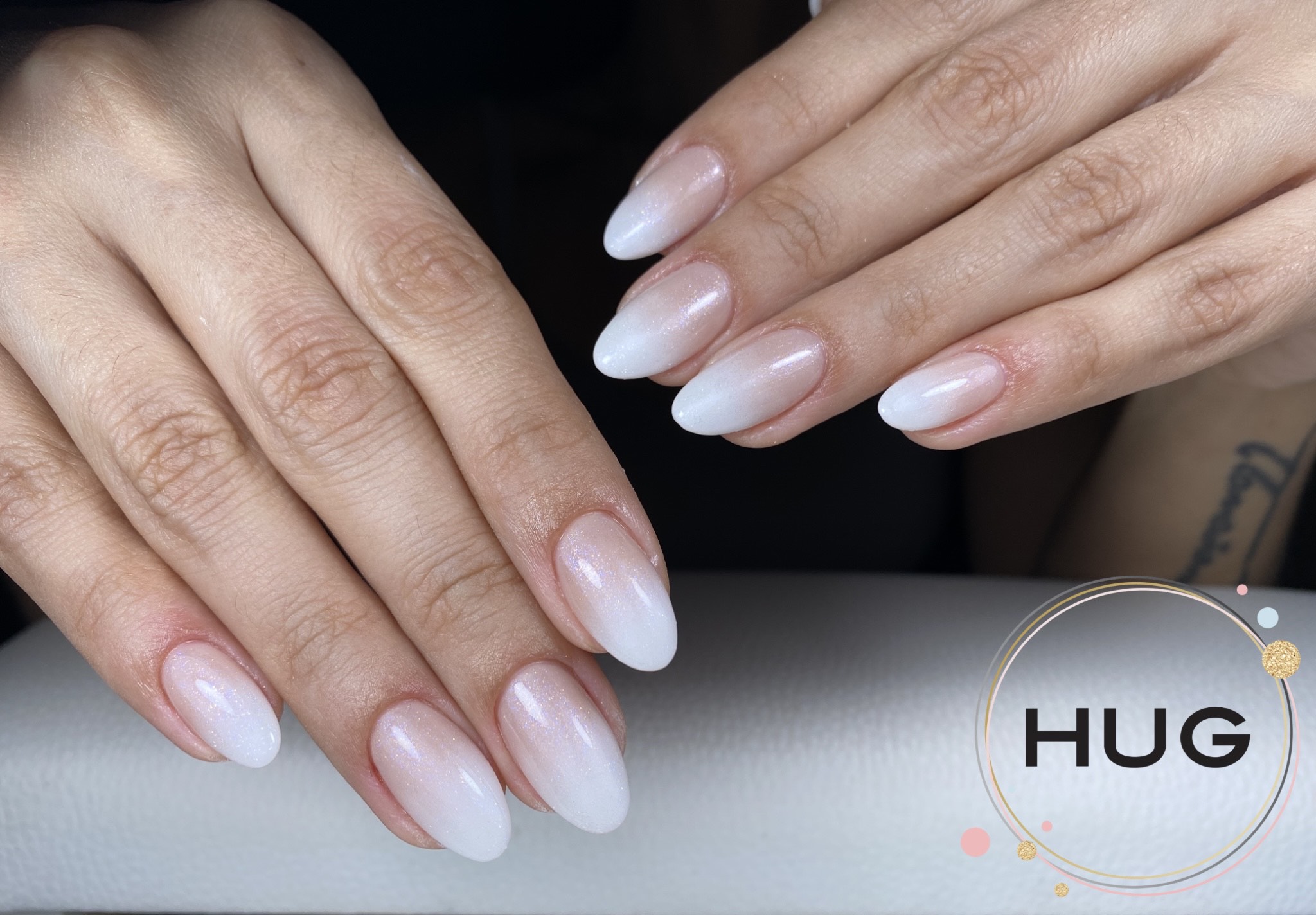 Hug Beauty Salon - Περιποίηση Νυχιών Βλεφαρίδες Μαρούσι