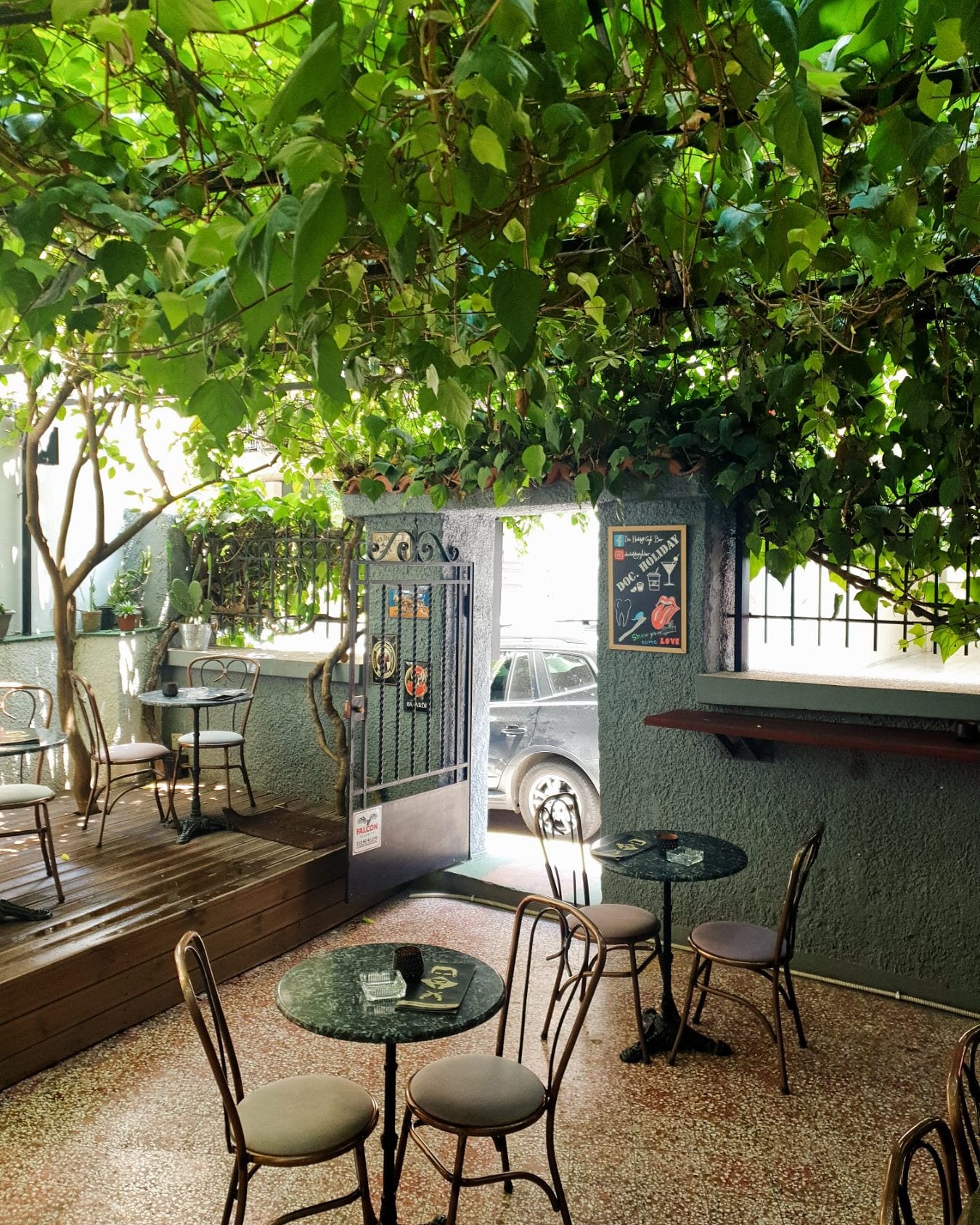 Doc Holiday Cafe Bar - Brunch Καφές Ποτό Γουδί