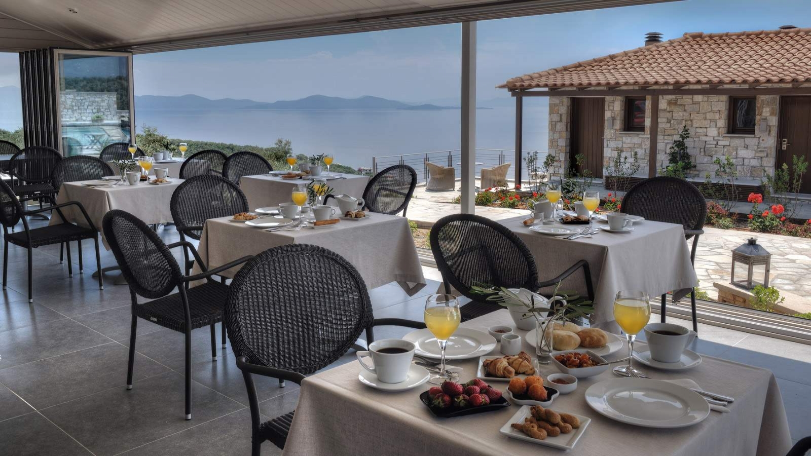 Karavia Luxury Hotel - Πολυτελή Δωμάτια Άφησσος