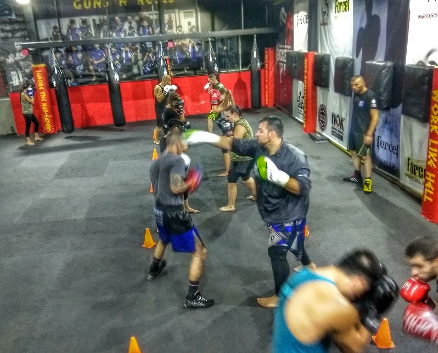 Warriors Tribe Piraeus - Αυτοάμυνα Kick Boxing Πυγμαχία Πειραιάς