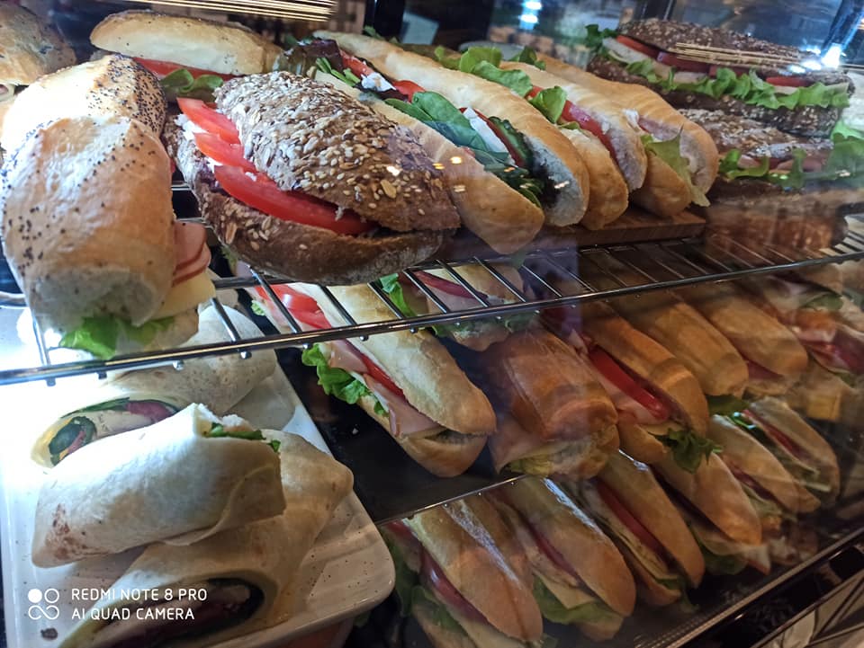 Guru Cafe - Σνακ Σάντουιτς Καφές Delivery Ιώαννινα