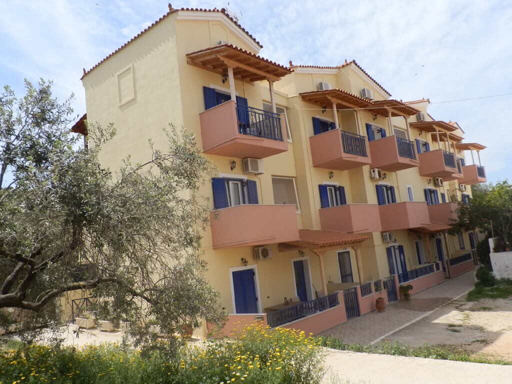 Studios Athena - Επιπλωμένα Δίχωρα Διαμερίσματα Αγκίστρι