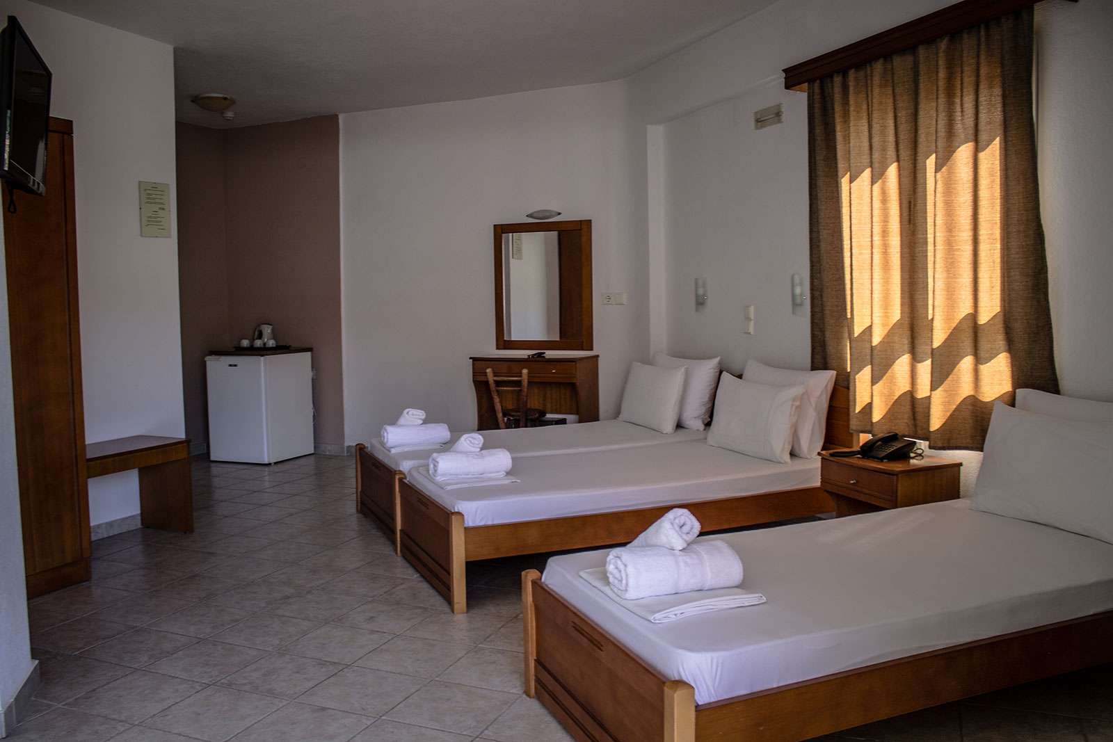 Hotel Ilios - Δωμάτια Για Ζευγάρια & Οικογένειες Κρυοπηγή