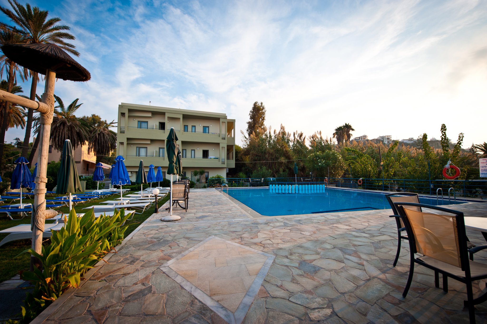 Δωμάτια Rania Beach Hotel - Παραθαλάσσιο Ξενοδοχείο Πλατανιάς