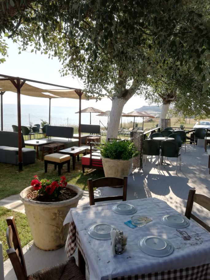 Θέα Beach Bar - Εστιατόριο Κρυονέρι Ροδόπης