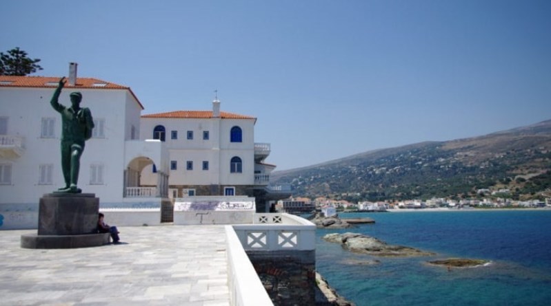 George Mandarakas - Luxury Taxi Services Andros