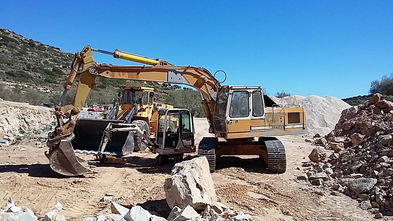 Κοράκη - Αδρανή Υλικά Έτοιμο Σκυρόδεμα Σίφνος