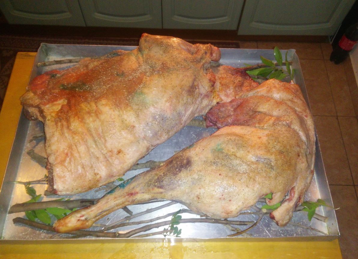 Η Μουριά - Ταβέρνα Λουτράκι