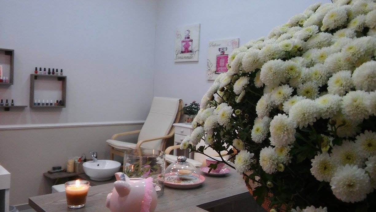 Mini Nails Bar - Νύχια Ποδολογικές Υπηρεσίες Περιστέρι