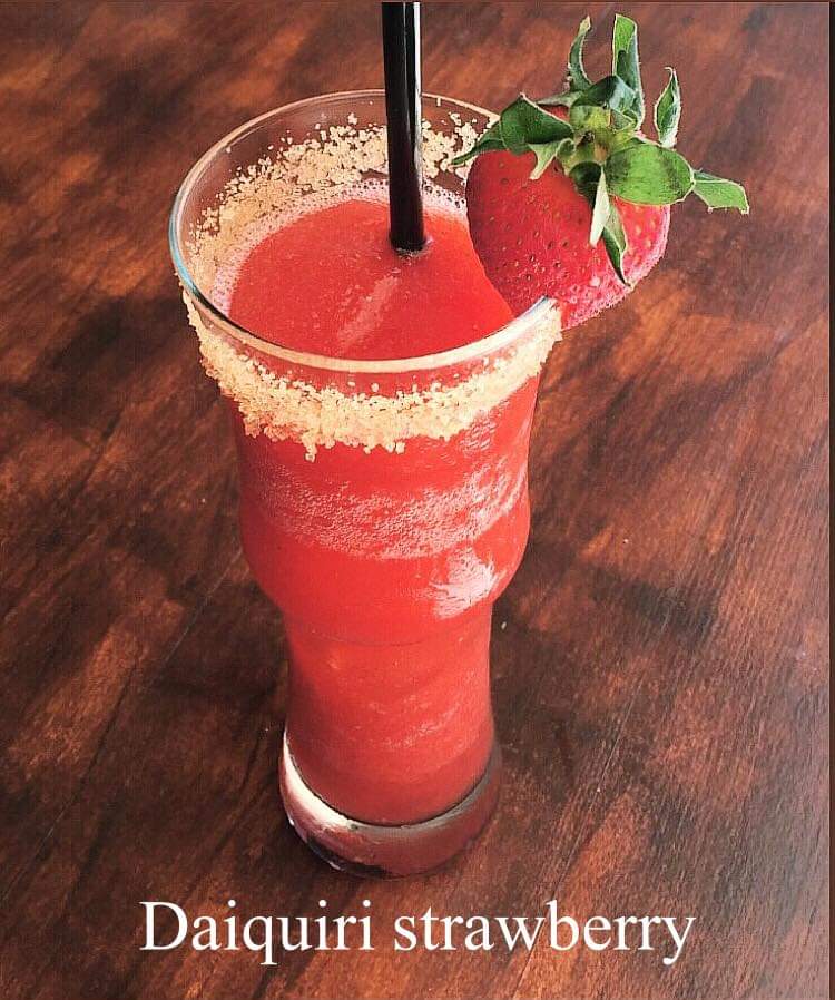 Two Doors Cafe - Brunch Γλυκό Καφές Ηραίο Σάμος