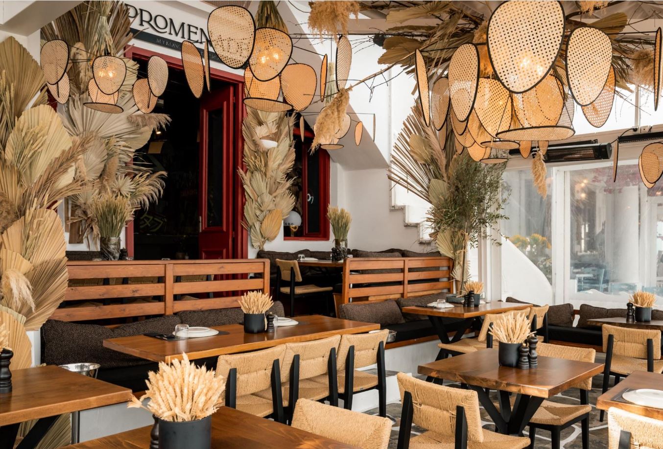 Promenade Restaurant - Μεσογειακό Εστιατόριο Πόλη Μύκονος