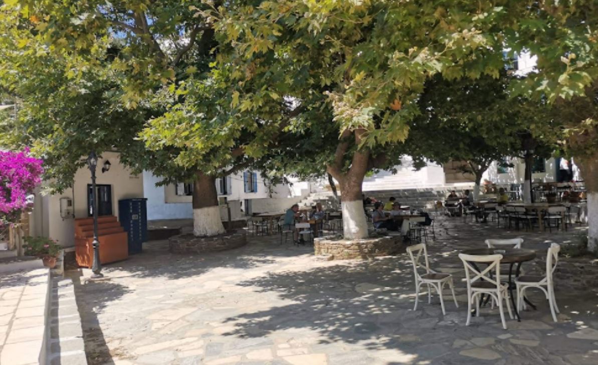 Παραδοσιακο Καφενείο - Φαγητό Γλυκό Καφές Αρνάδος