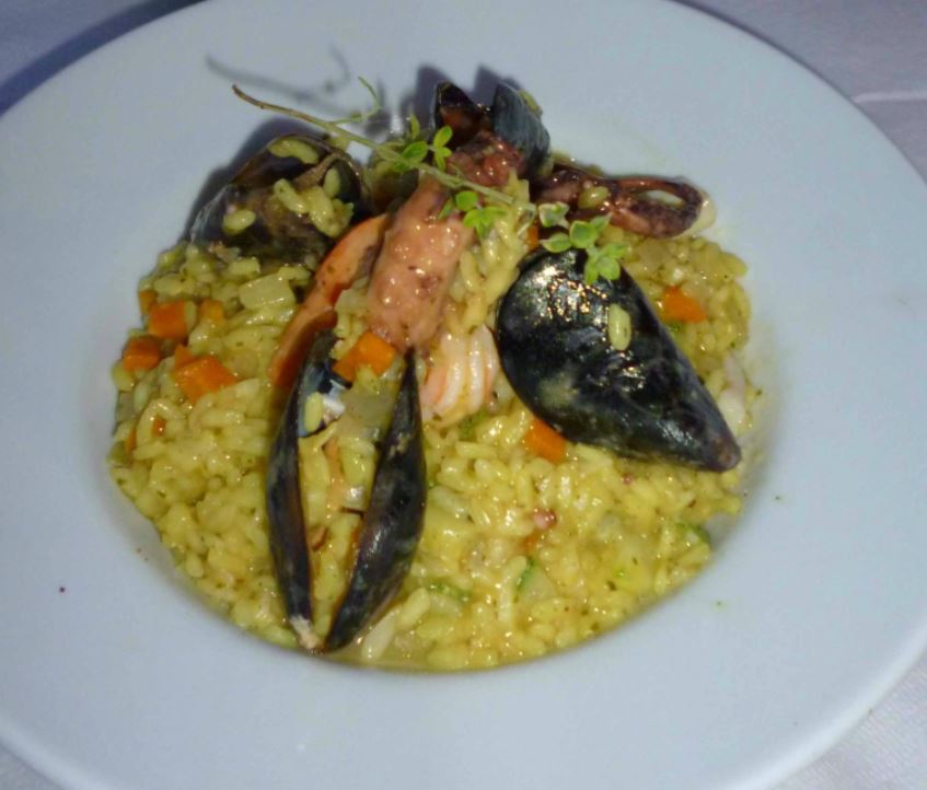 Odyssia Restaurant - Εστιατόριο Θαλασσινών Σύμη