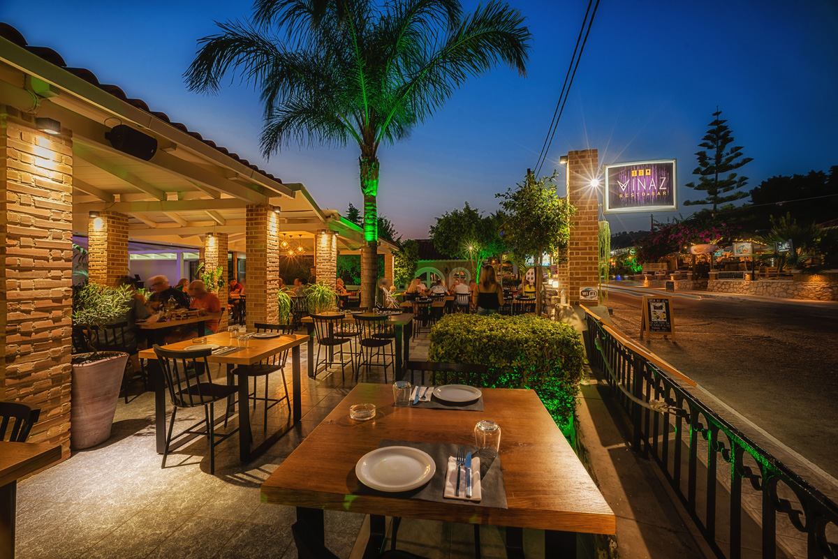 Vinaz Resto Bar - Bar Restaurant Καλαμάκι Ζακύνθου
