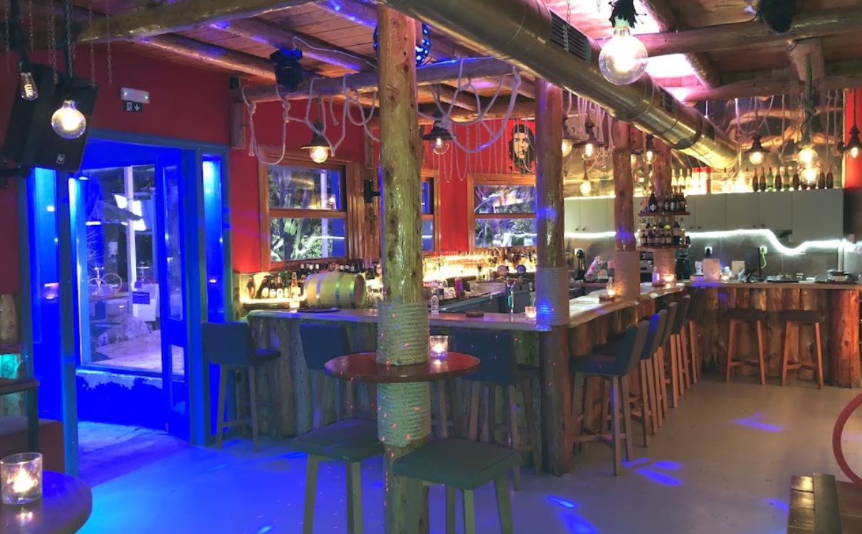 Pirate Night Club - Drinks Cocktails Dancing Kavros