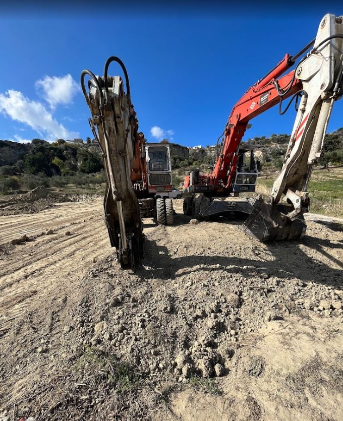 Οικονομάκης - Χωματουργικά Έργα Καυσόξυλα Ηράκλειο
