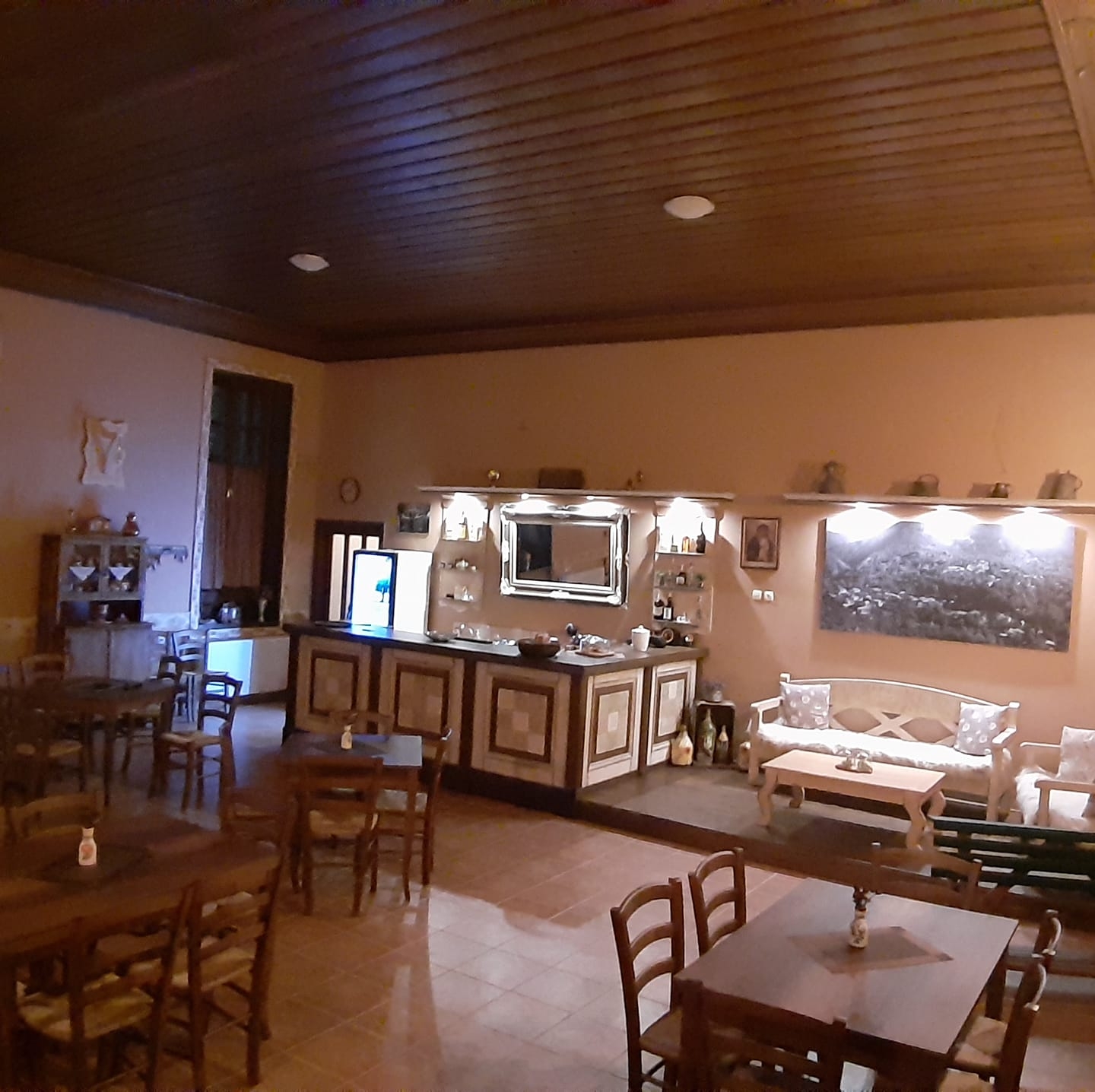 Πεκλαρίτικο Στέκι - Εστιατόριο Ψησταριά Cafe Πηγή Ιωαννίνων