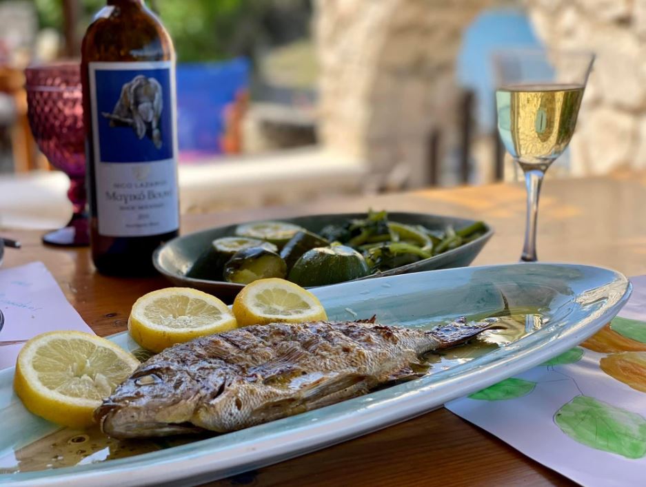 Nikos Beach Bar Restaurant - Οργανωμένη Παραλία Βασιλικός Ζακύνθου
