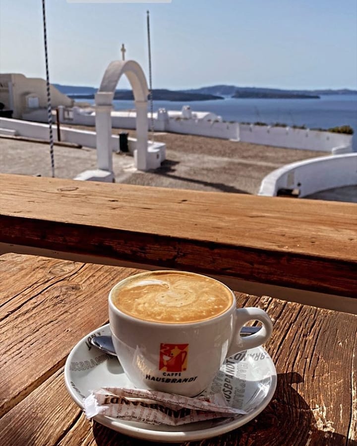 Luno Cafe Bar - Breakfast Coffee Drinks Oia